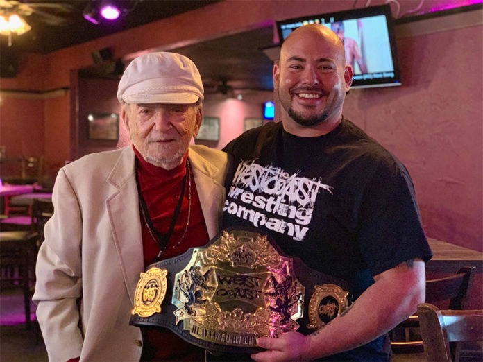 WRESTLING COMES TO HEMET - The Hemet & San Jacinto Chronicle