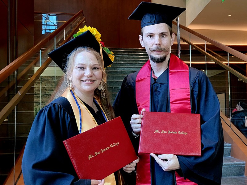 Mt. San Jacinto College Celebrates Record-Breaking Class with In-Person ... Mt. San Jacinto College Celebrates Record-Breaking Class with In-Person ...