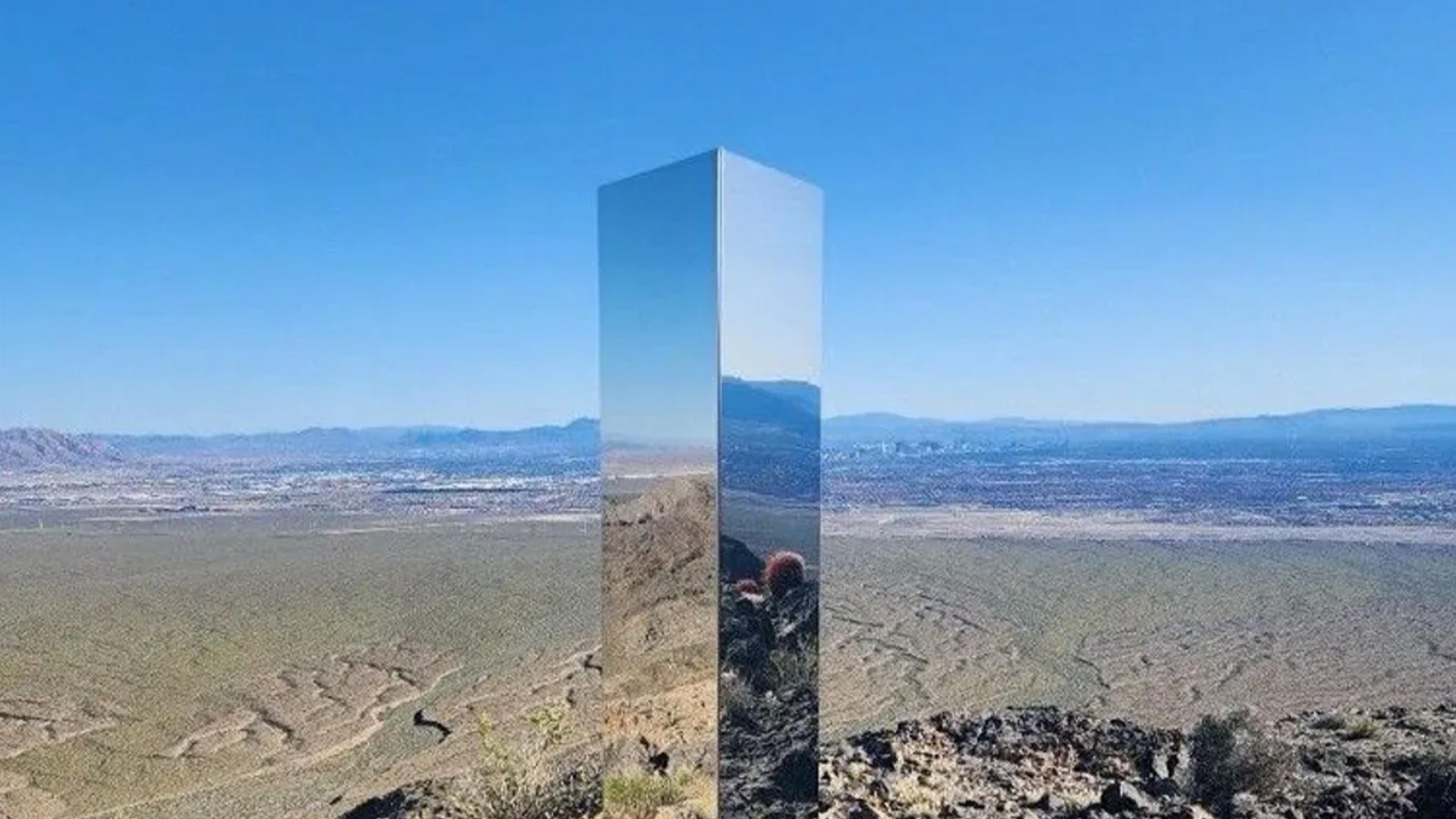 Shiny monolith removed from mountains outside Las Vegas. How it got ...