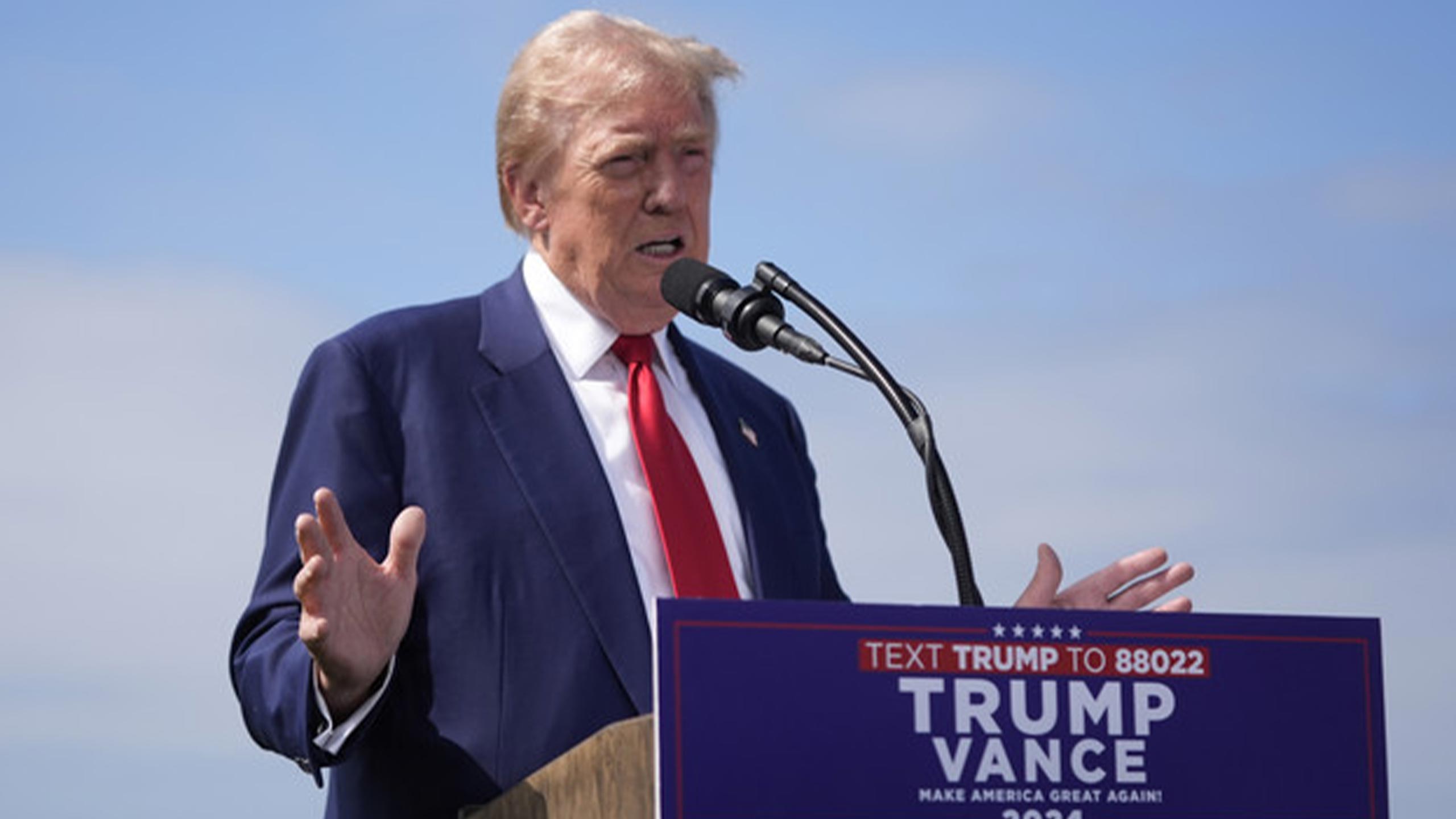 Trump threatens to hold disaster money if California rebels on water ...