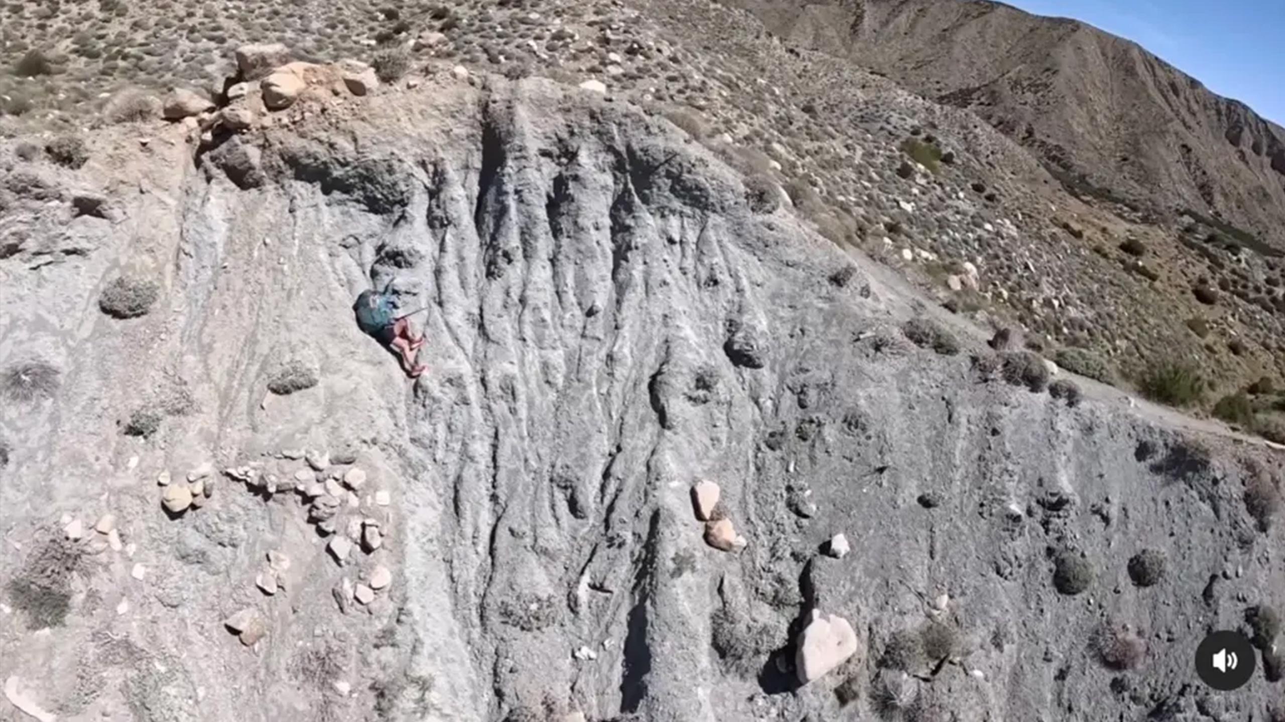 Hiker who was hanging from cliff